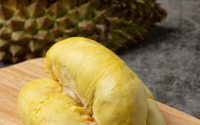 Local delights and free-flow durian buffet at Royale (SG60 Edition ...